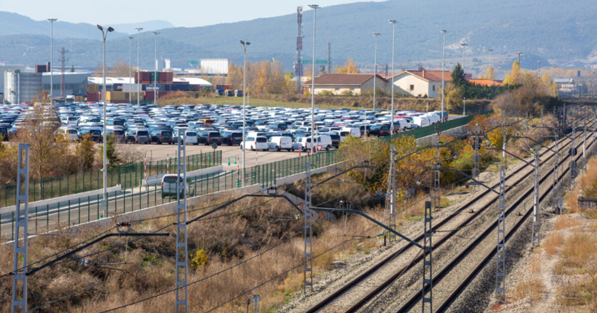 Acuerda en UE prohibir ventas coches nuevos con motor de combustión en 2035 Acuerda en UE prohibir ventas coches nuevos con motor de combustión en 2035